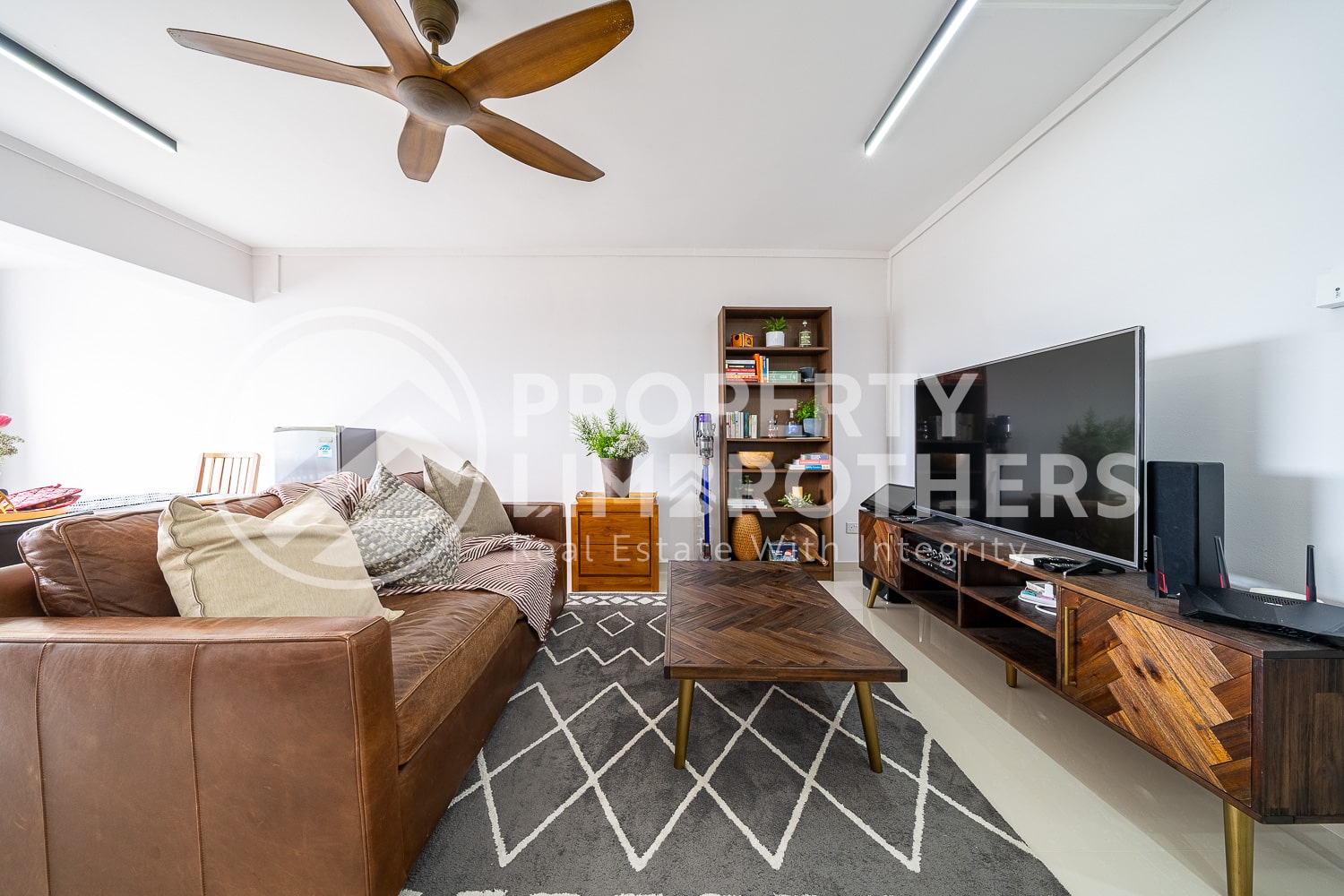 605 Senja Road - bleubricks by PropertyLimBrothers